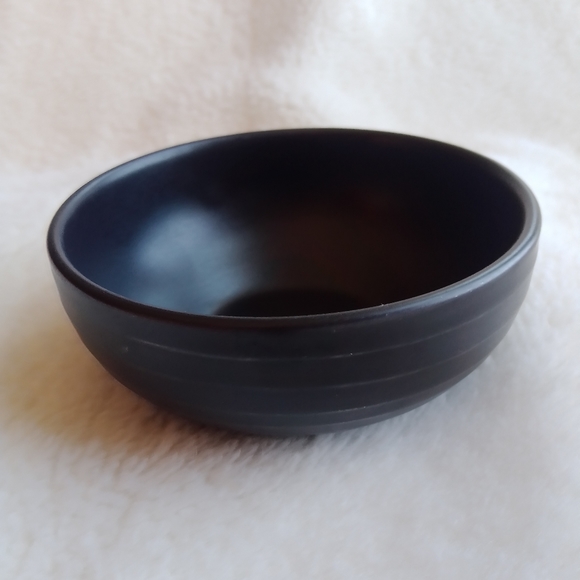 Evolution Dudson | Dining | Evolution Dudson England Small Black Bowl ...